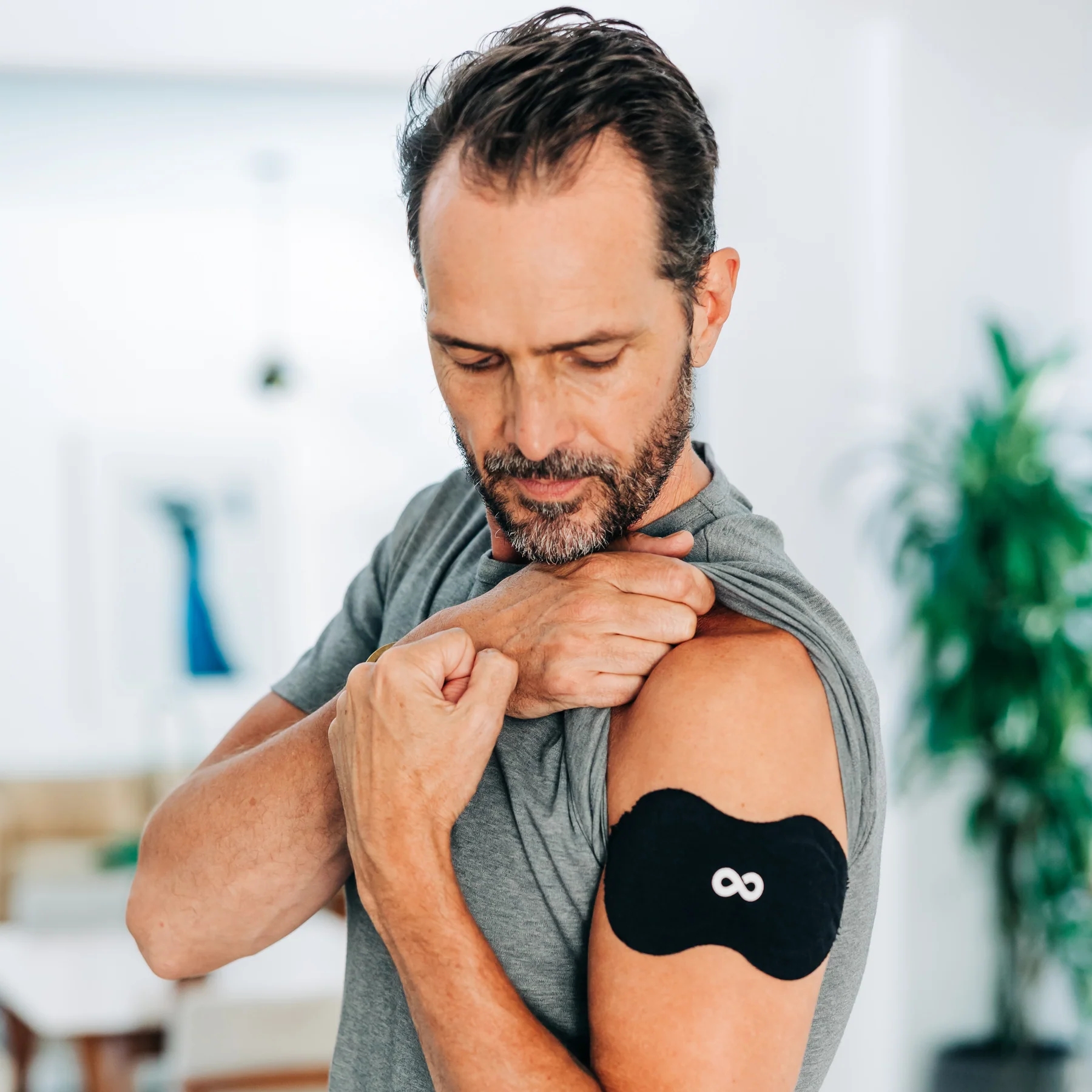 Ion Layer Mens Arm Image – Courage Against Cancer